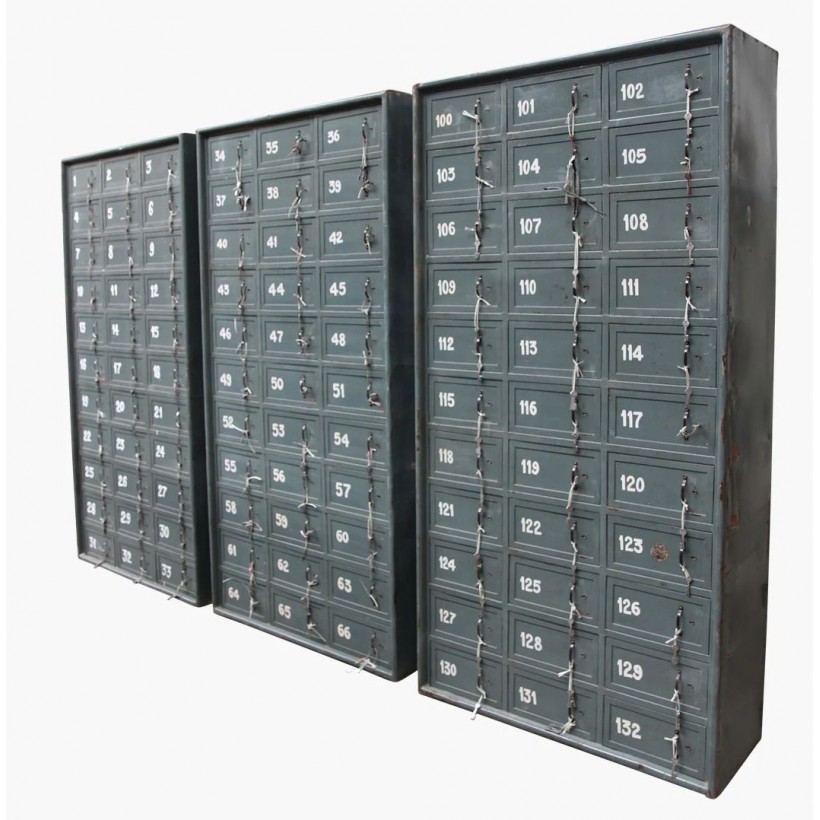 LARGE GENUINE ANTIQUE BANK SAFE LOCKER