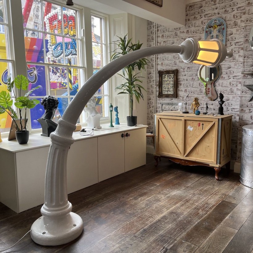 White Seletti Street Lamp White | Studio Job