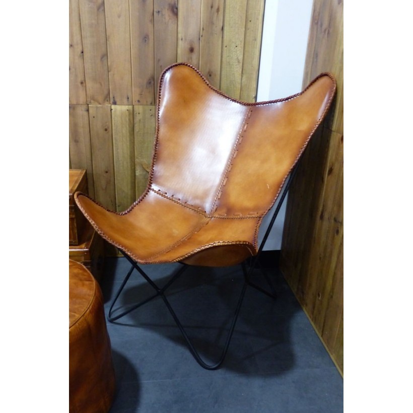 leather slouching chairs