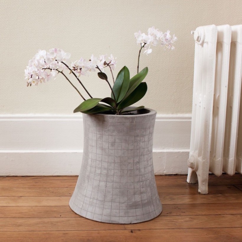 Nuclear Plant Planter In Concrete - Smithers of Stamford
