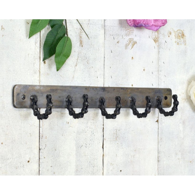 Industrial Coat Hooks | Upcyclced Wall Mounted Bike Chain Hanger Ideas