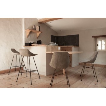 Concrete Bar Stools | Hauteville Bar chair | Smithers